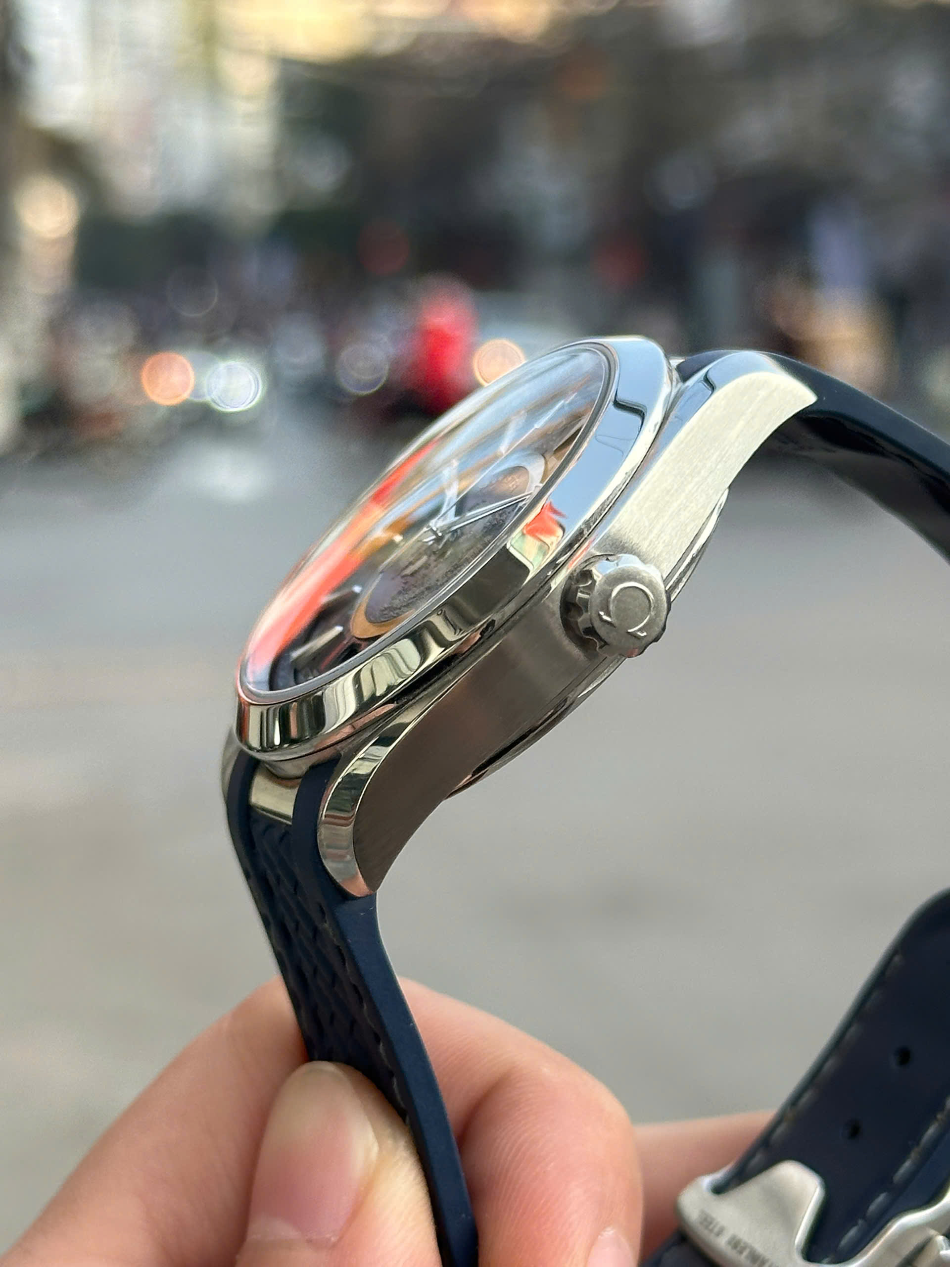 Omega Aqua Terra Worldtimer 220.12.43.22.03.001 – Master Chronometer ...